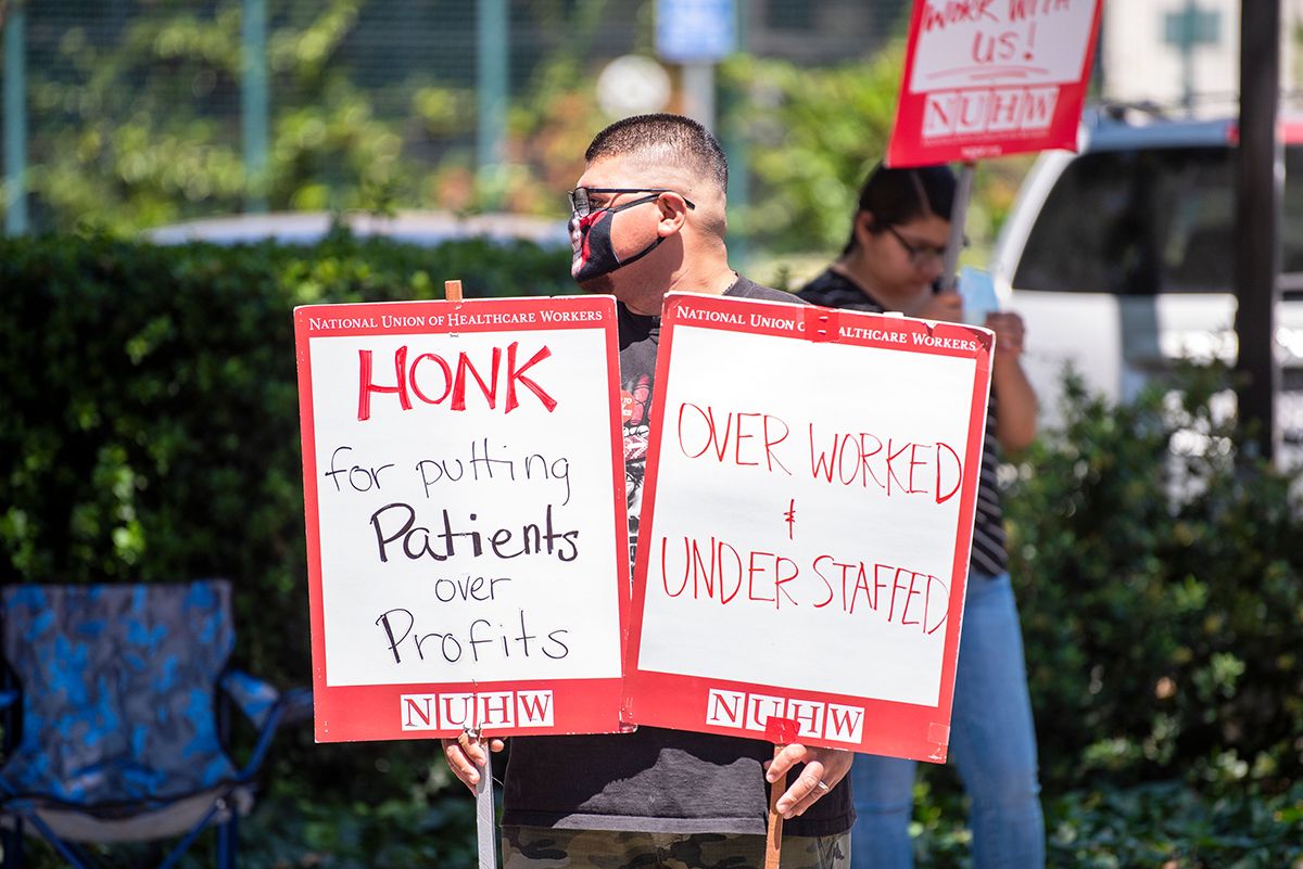 Hundreds of Healthcare Workers at Santa Rosa Memorial Hospital Strike ...